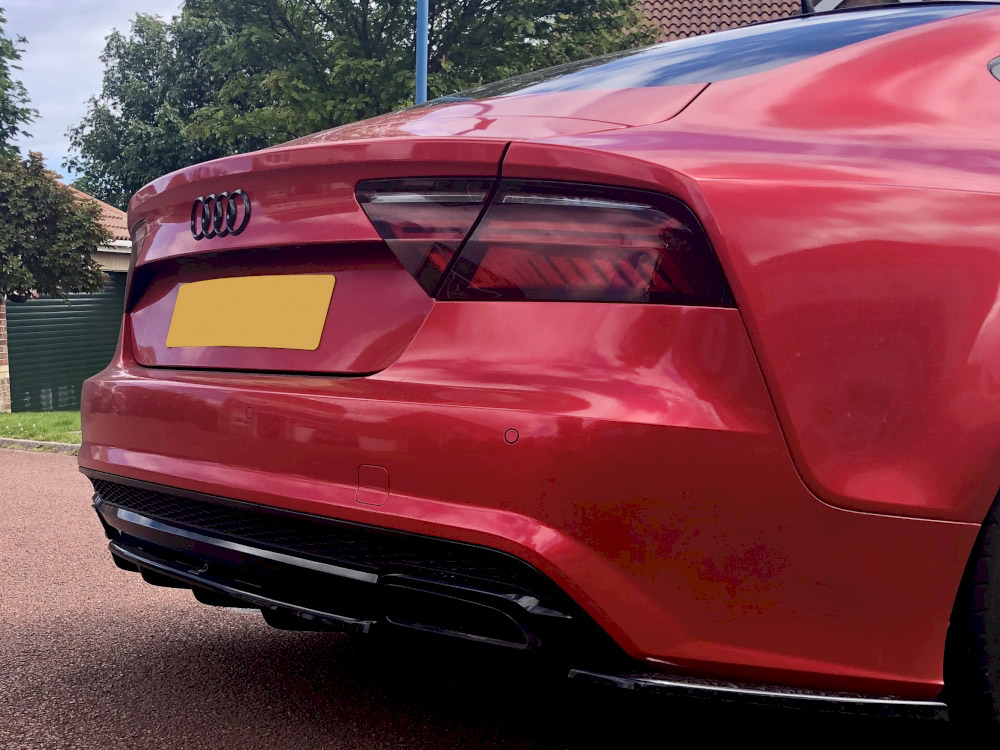 Central Rear Splitter (Vertical Bars) Audi A7 S-Line Facelift - Maxton ...